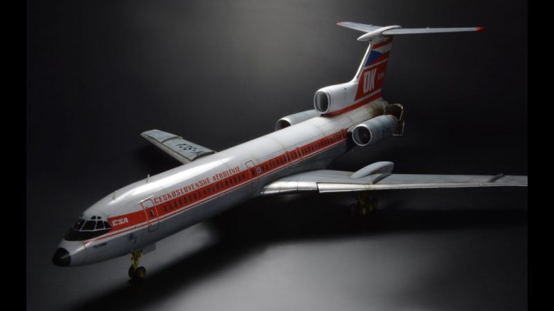 Video: Tupolev Tu-154M ČSA – Zvezda 1/144 – Airliner Model - Tu-154 ...