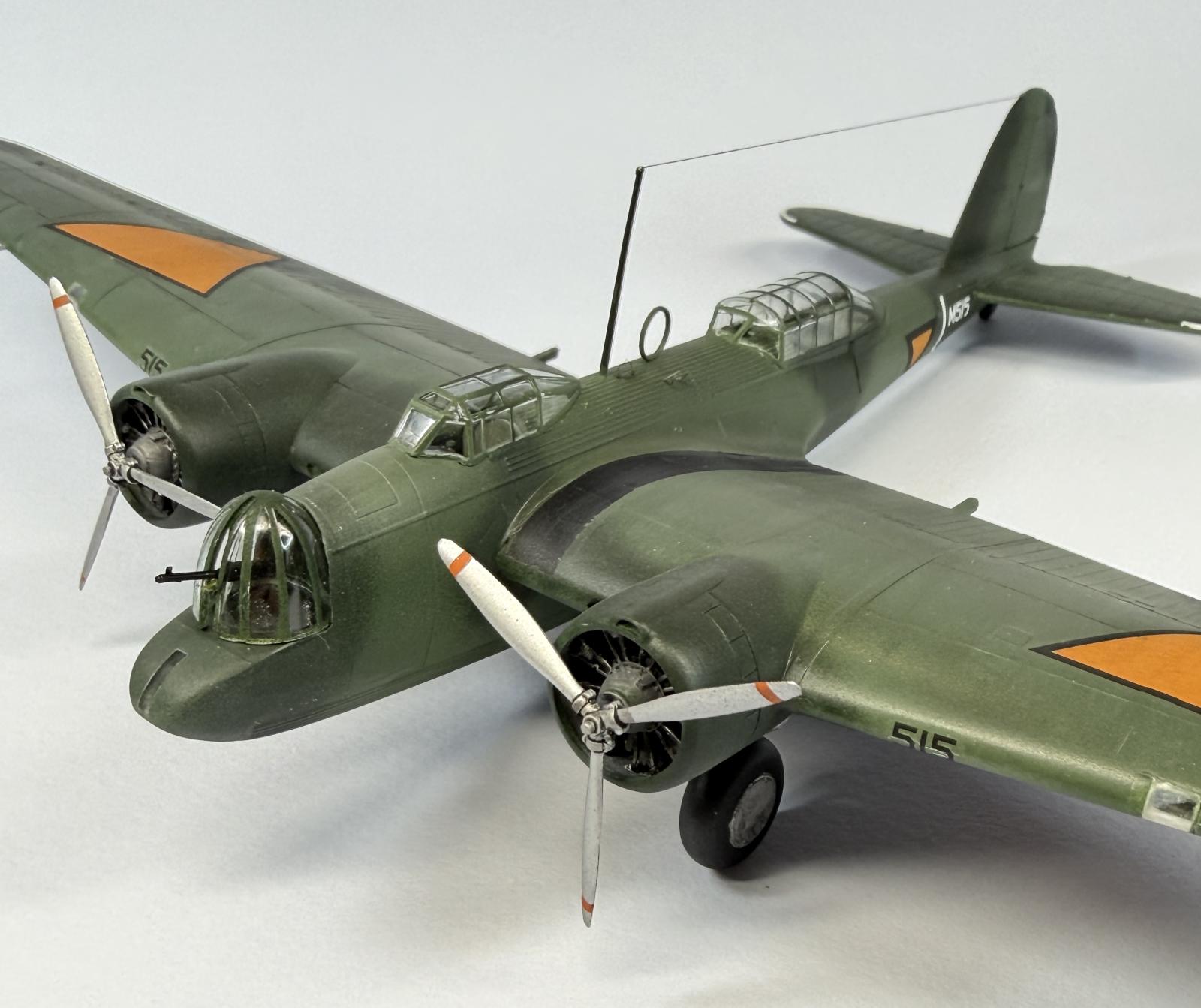 ML-KNIL Glenn Martin Model 139 WH (B-10 export version: 1/72 Azur/Frrom ...